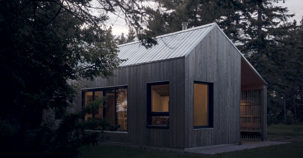 Sommarhus neboli letní dům z Kanady je druhým domem rodiny - ČESKÉSTAVBY.cz