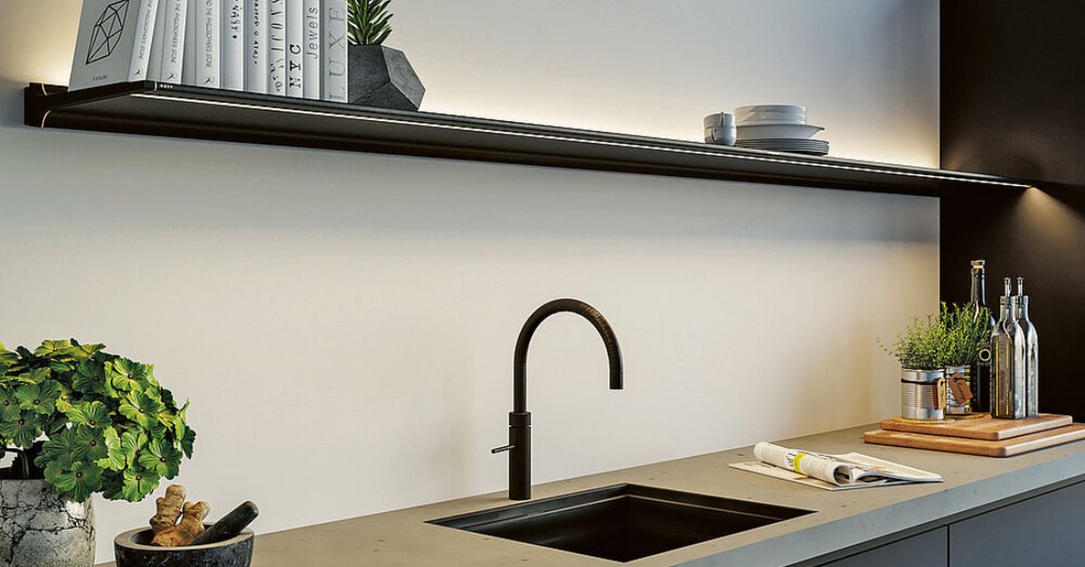 Novy Shelf: Spojení minimalistického designu a chytrého osvětlení ...